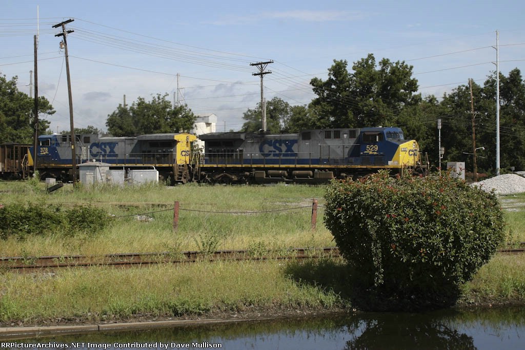 CSX 528